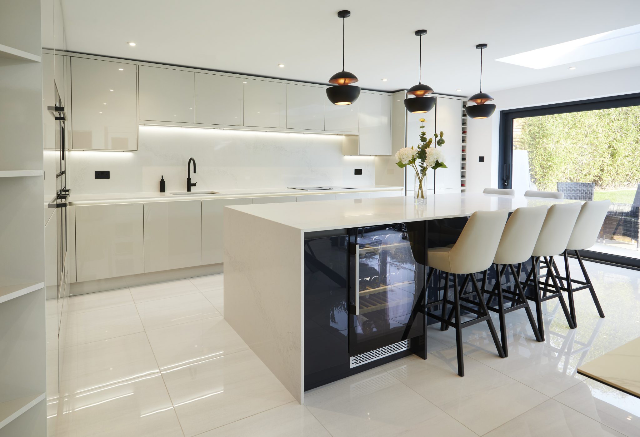 Aesthetics and Efficiency; Embracing Simplicity in Kitchen Design ...